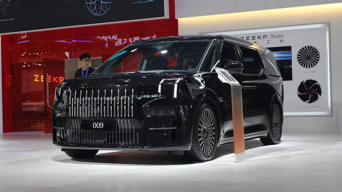 Zeekr completes merger with Geely, delists from NYSE - CnEVPost