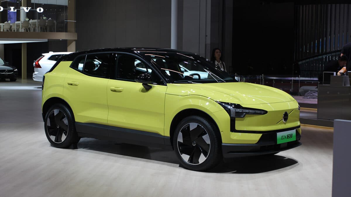 China NEV sales total 1.71 million units in Dec, bringing full-year ...