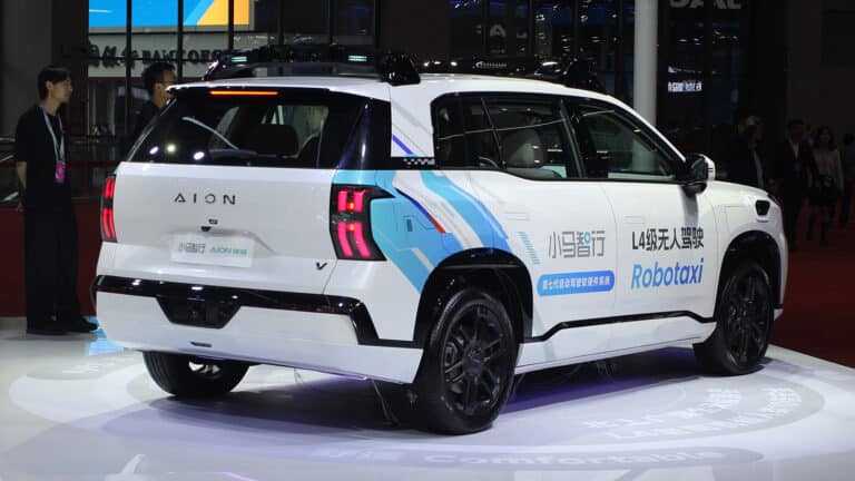 Pony AI deploys driverless robotaxis in Dubai, plans commercial service ...