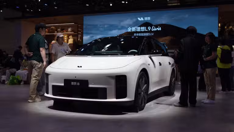 Li Auto April deliveries breakdown: Li i6 electric SUV contributes over ...